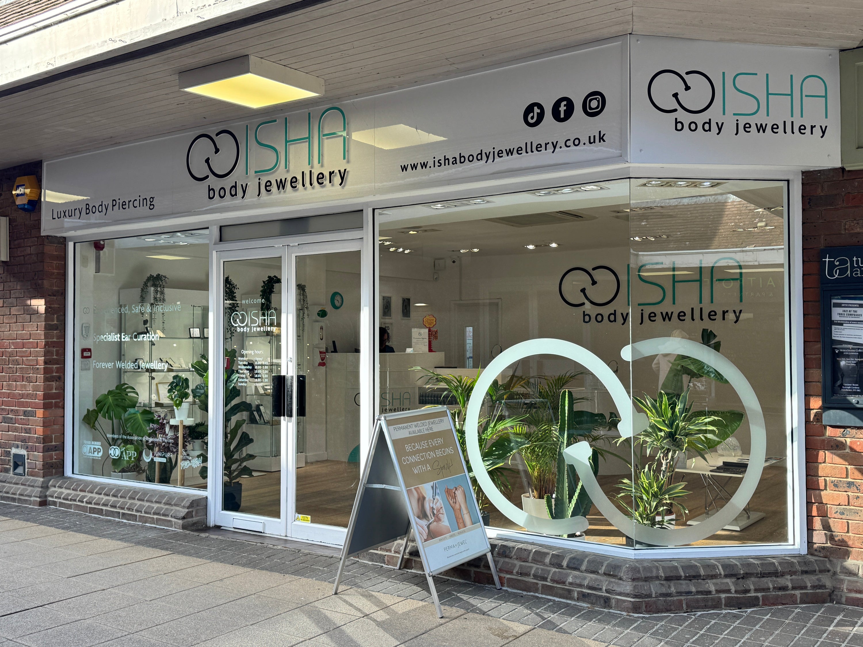 A Decade of Isha Body Jewellery: 10 Years of Luxury Piercing Excellence